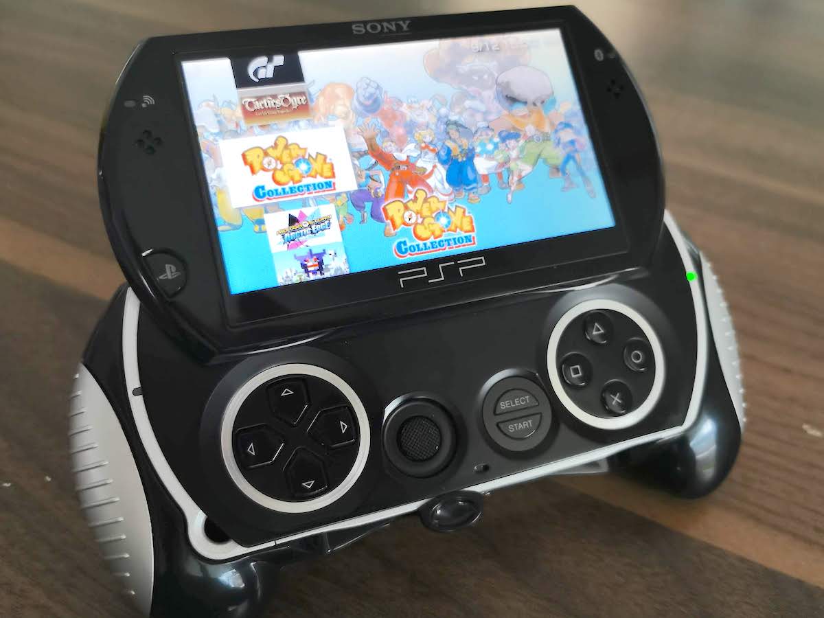 PSP GO 开机